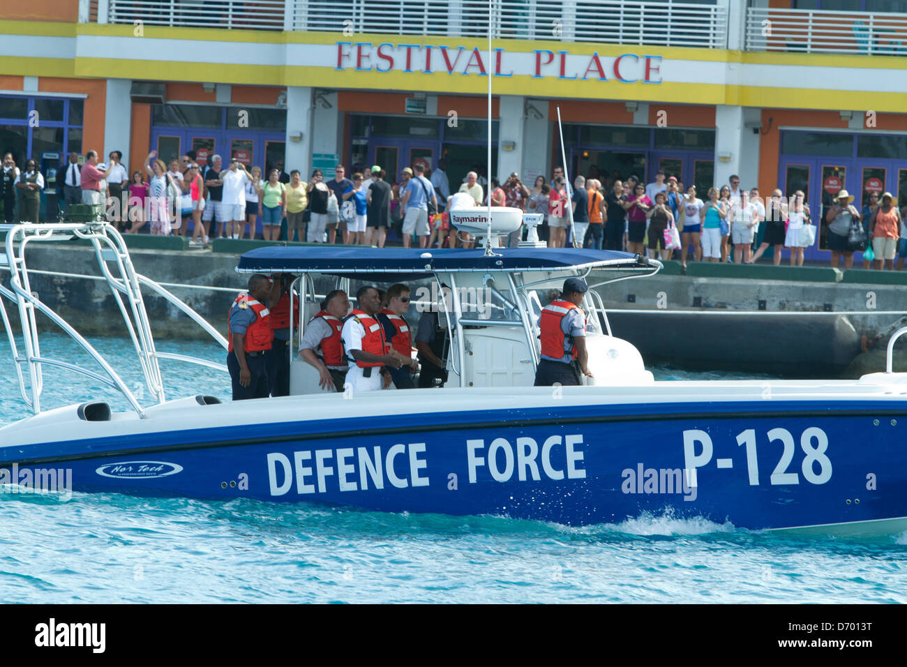 Royal bahamas defence force hi-res stock photography and images - Alamy