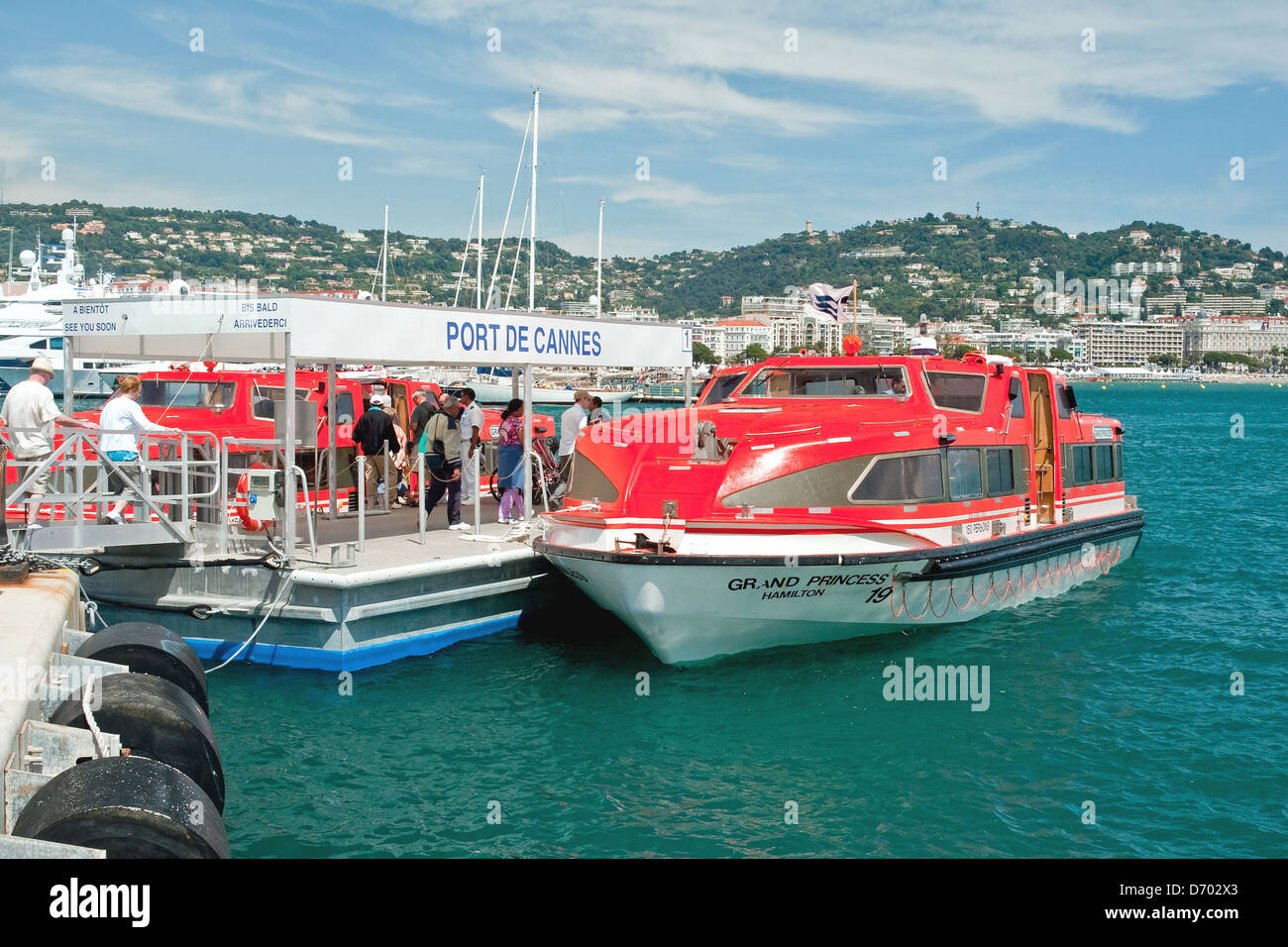 Tenders from the cruise ship Grand Princess wait for passengers ...