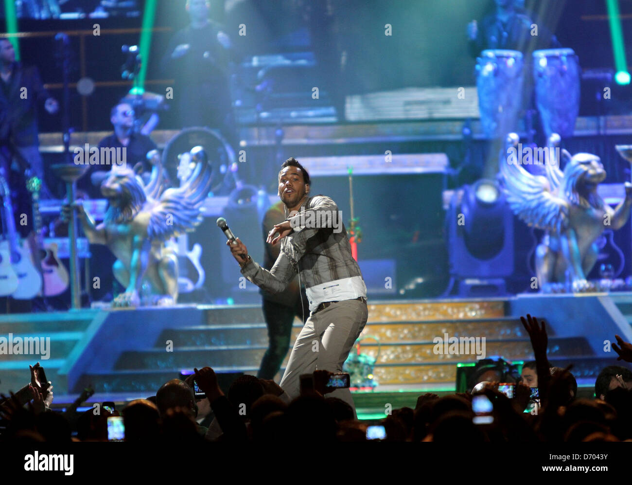 Romeo Santos performing live in concert at Madison Square Garden New ...
