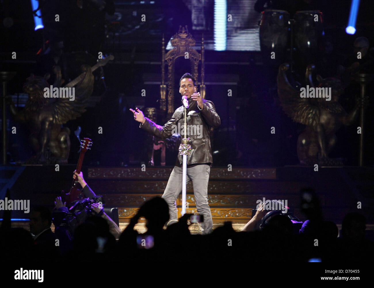 Romeo Santos performing live in concert at Madison Square Garden New ...