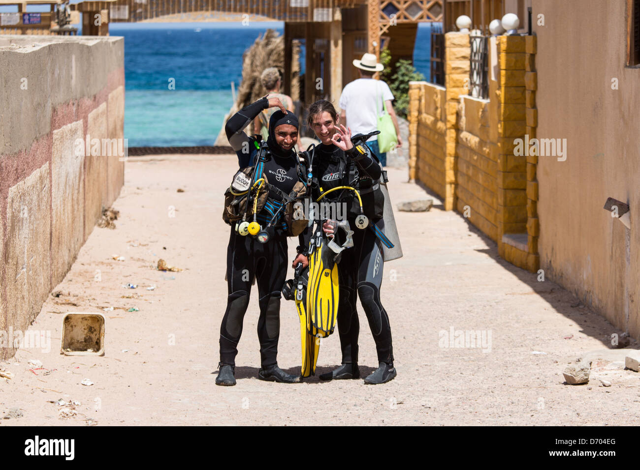Scuba diving the egyptian red sea hi-res stock photography and images ...