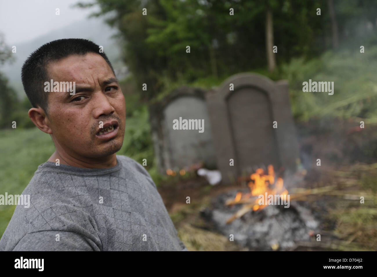 Earthquake relief situation in Longmen Village in Ya'an, Sichuan, China ...