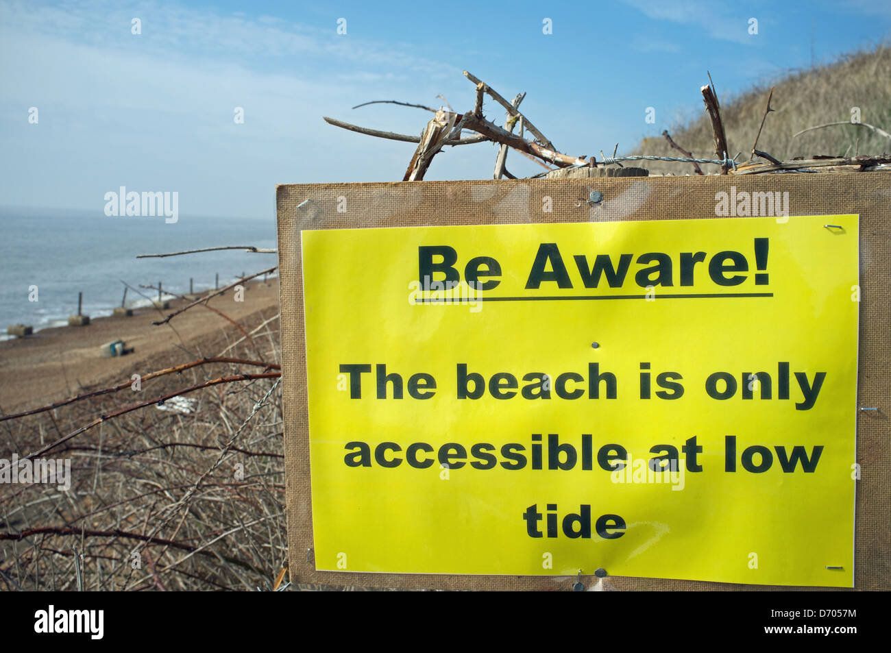 Tide sign hi-res stock photography and images - Alamy