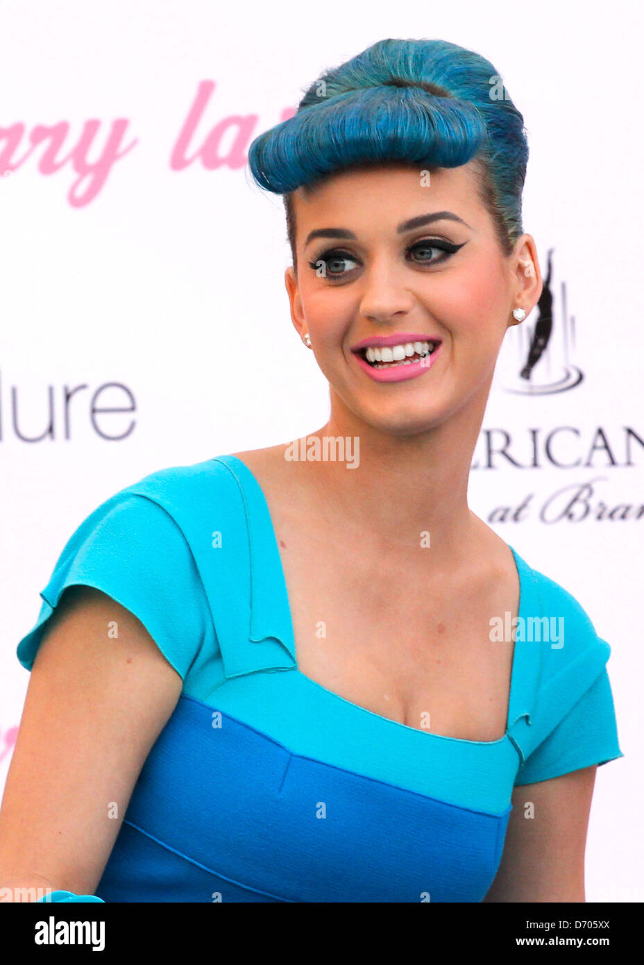 Katy Perry at The Americana in Glendale to launch her custom brand of ...