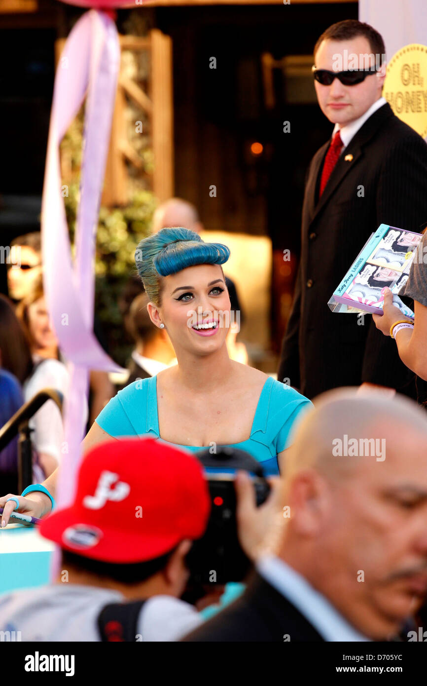 Katy Perry at The Americana in Glendale to launch her custom brand of ...
