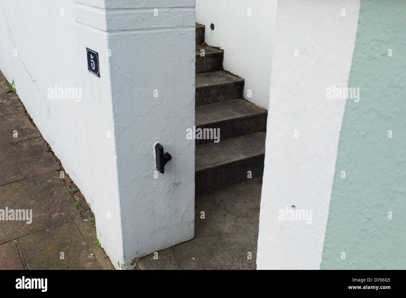 The steps and pillars hi-res stock photography and images - Alamy