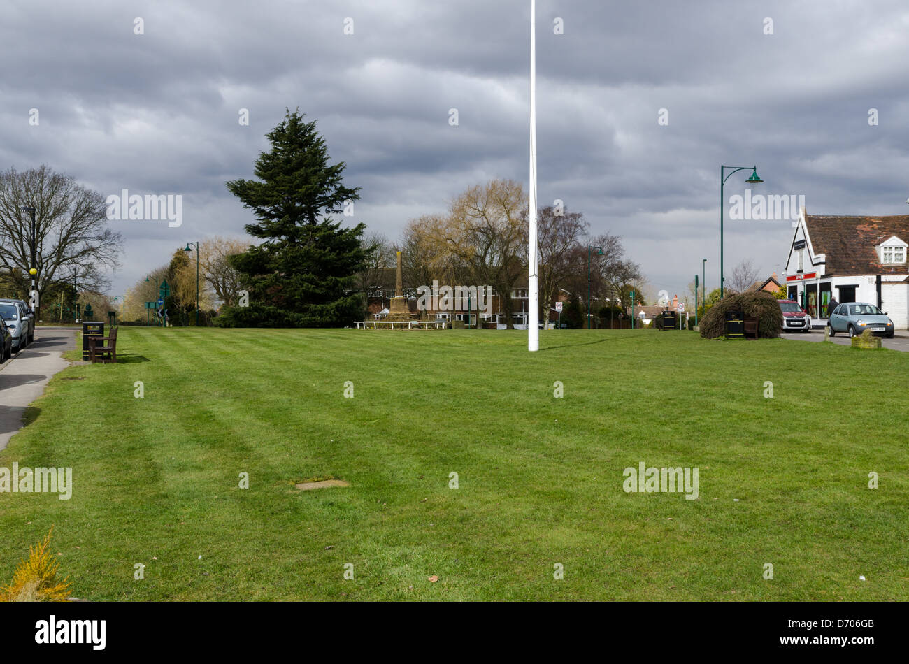Centre of meriden hi-res stock photography and images - Alamy