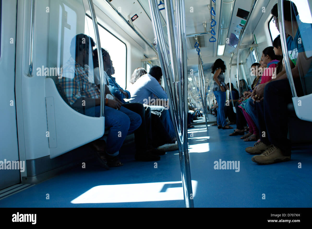 Passengers inside bangalore metro train hi-res stock photography and ...