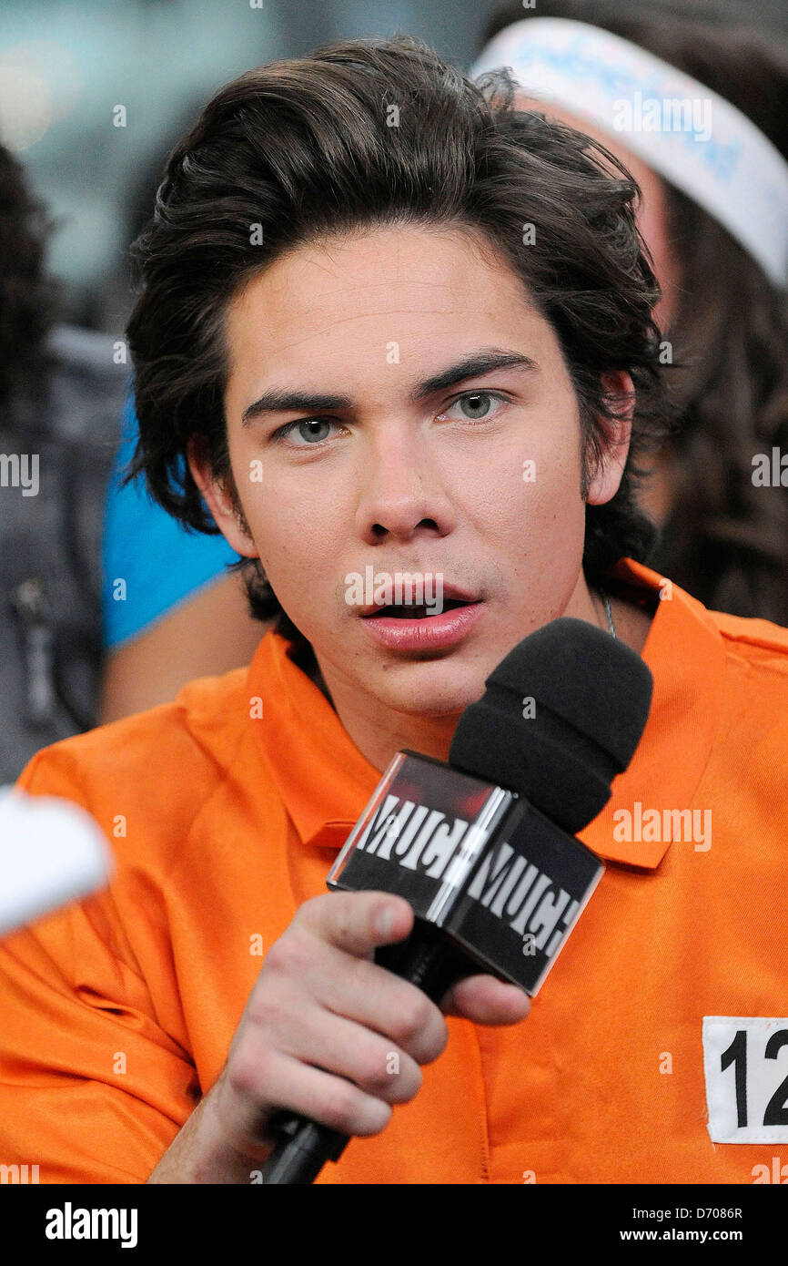 Cameron quiseng hi-res stock photography and images - Alamy