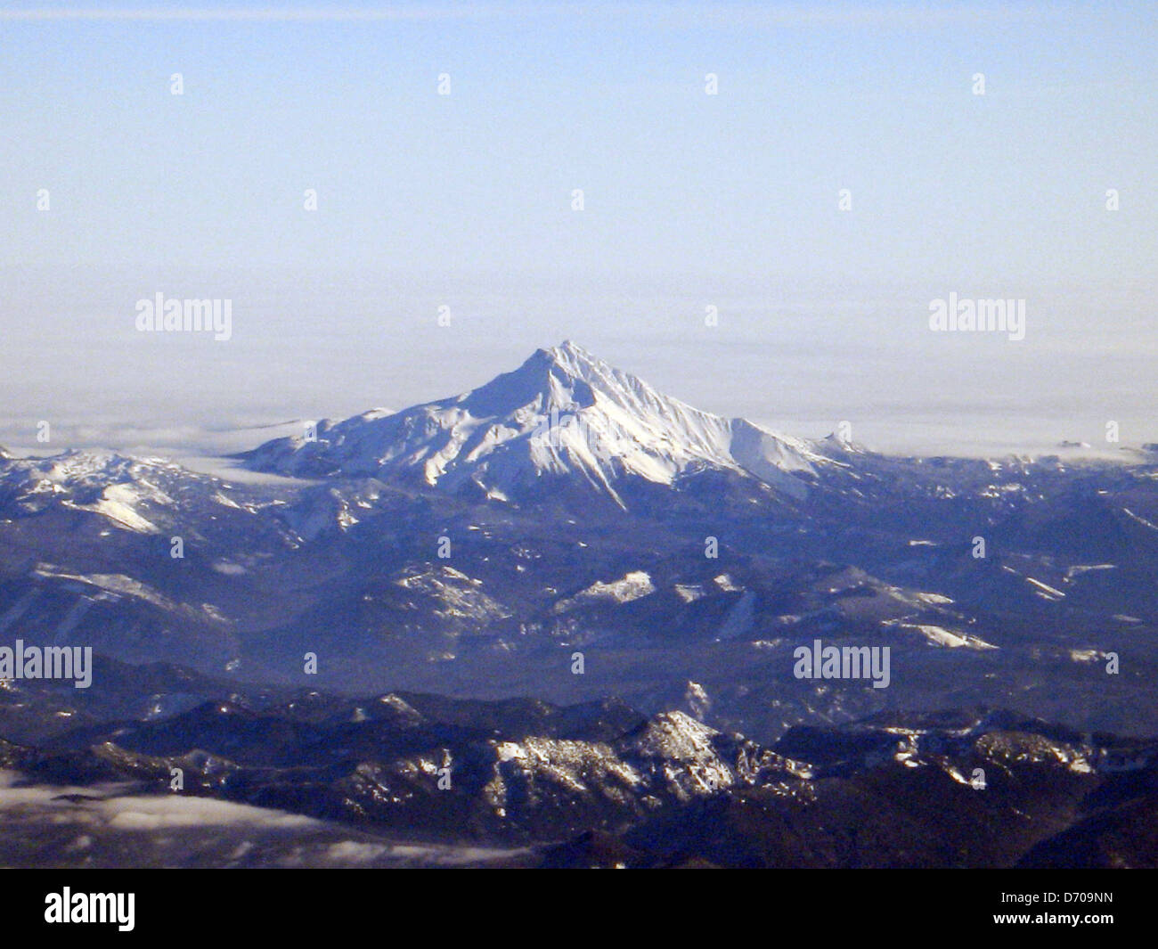 Aerial view of Mount Jefferson, taken from the west in December 2005 ...