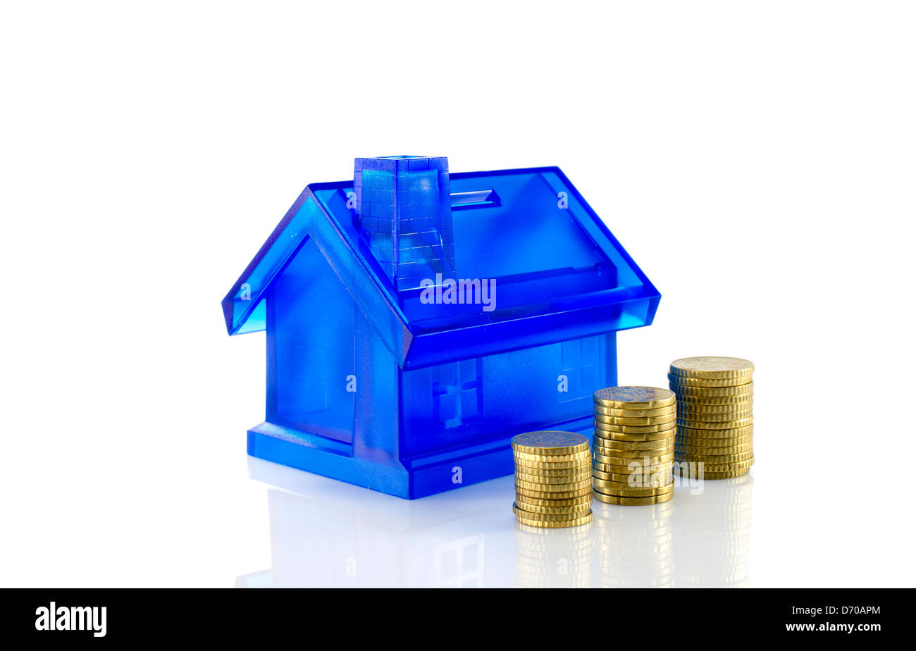 Blue paper house model hi-res stock photography and images - Alamy