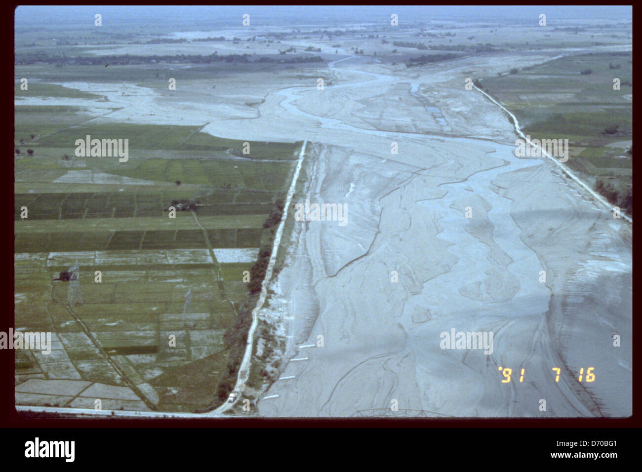 Breached volcano hi-res stock photography and images - Alamy