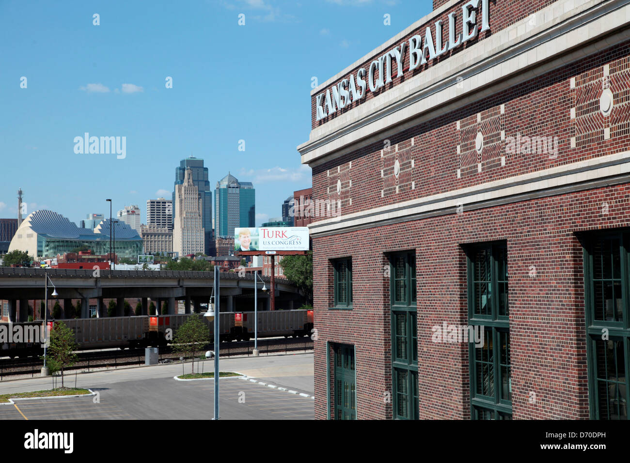Kansas city arts district hi-res stock photography and images - Alamy