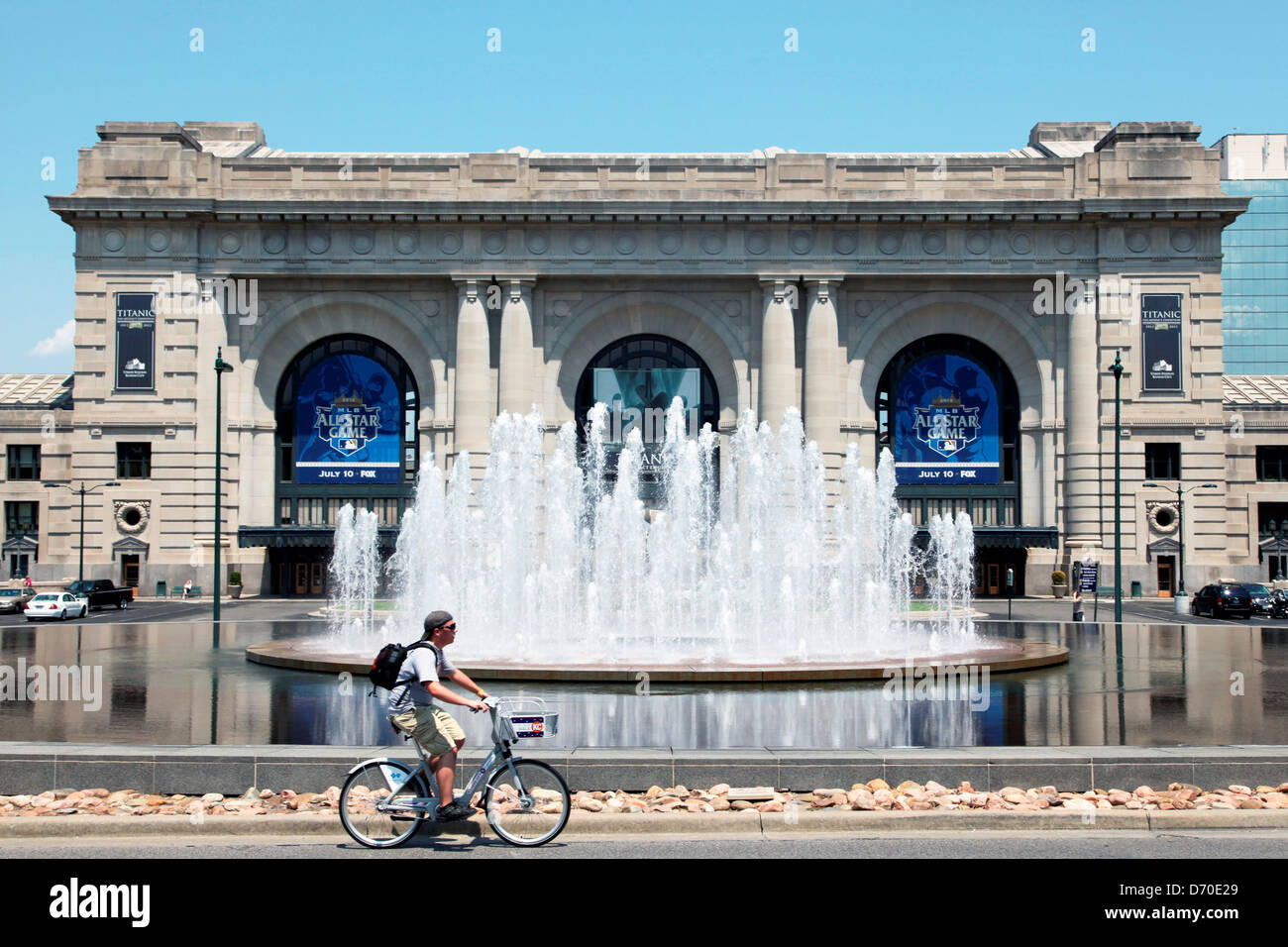 City one station hi-res stock photography and images - Alamy