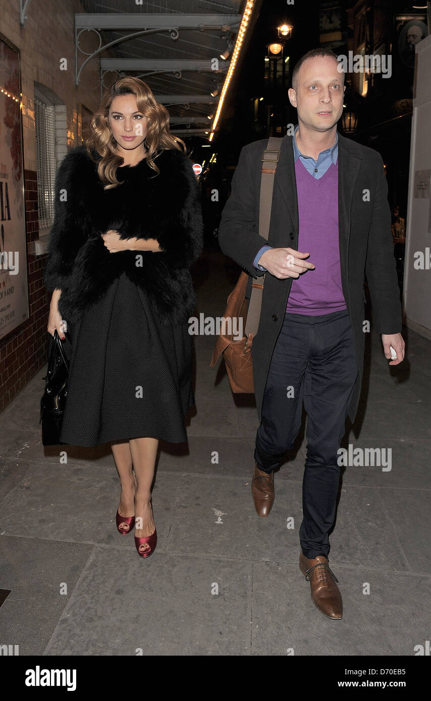 Kelly Brook arriving at J.Sheekey restaurant with a male companion ...