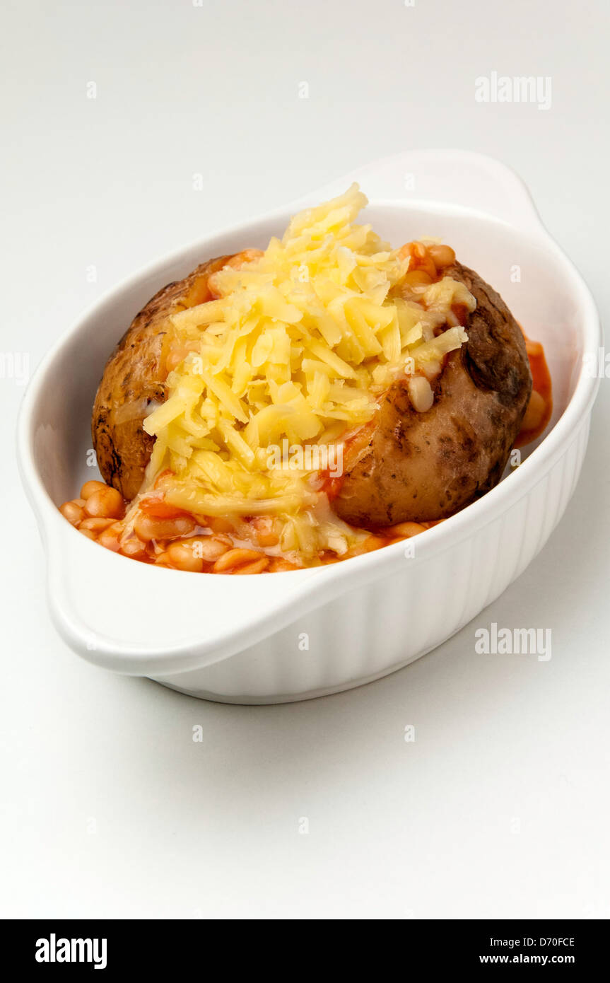 Jacket potato cheese beans hi-res stock photography and images - Alamy