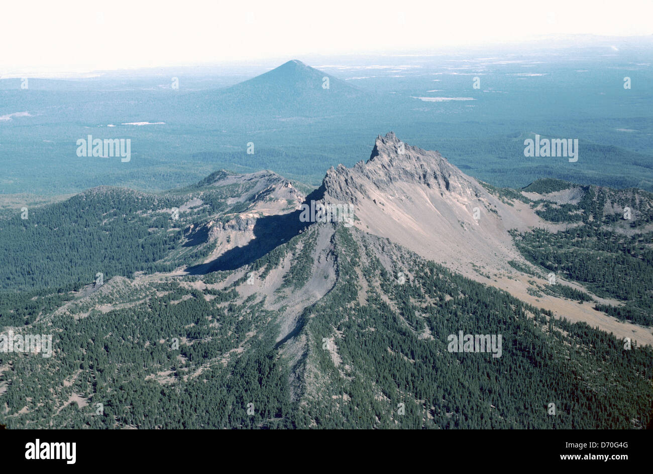 Three fingered jack mountain hi-res stock photography and images - Alamy