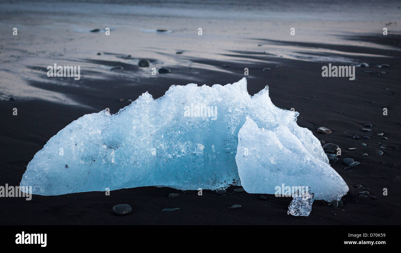 Ice break up hi-res stock photography and images - Alamy