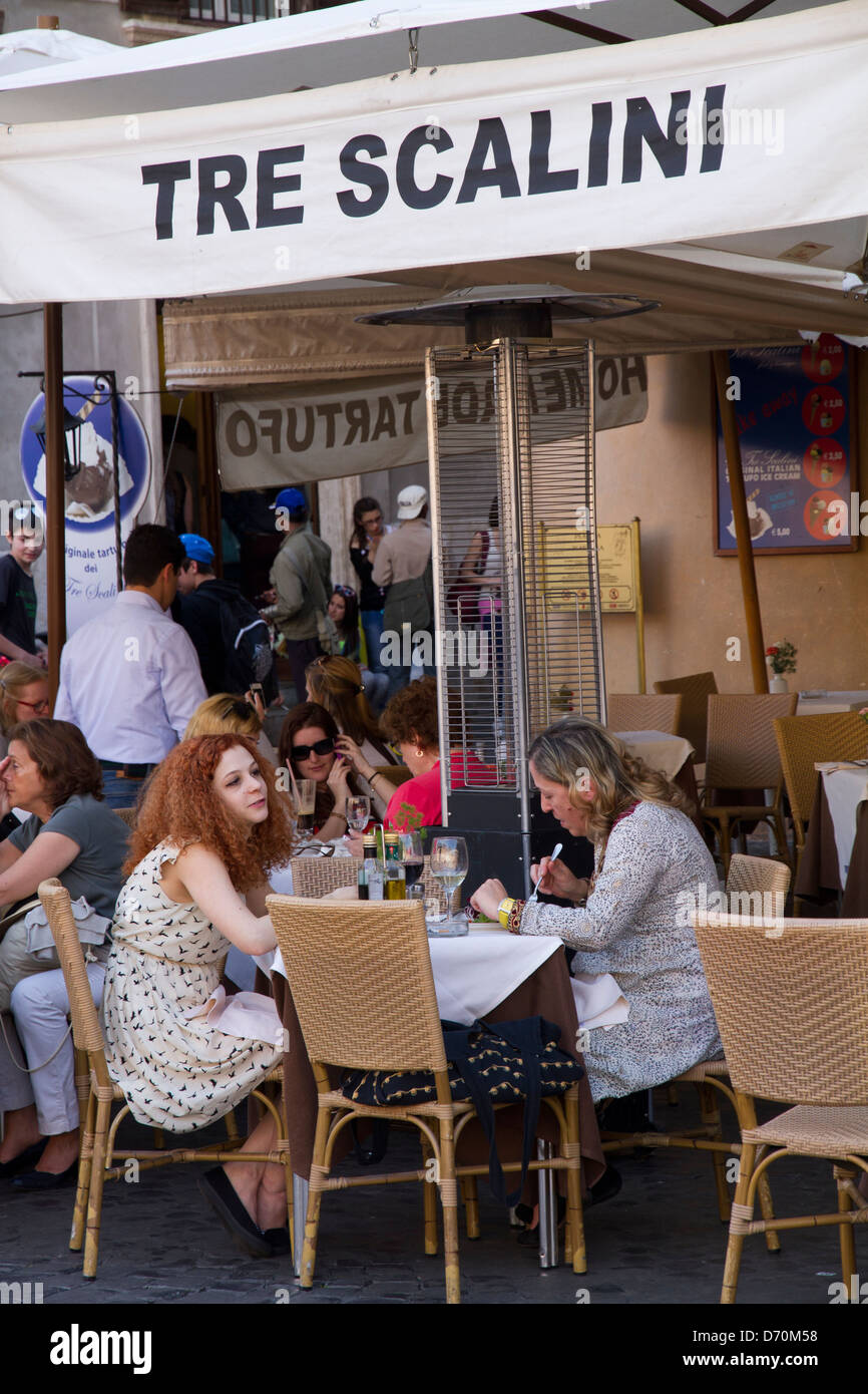 Tre scalini navona rome hi-res stock photography and images - Alamy