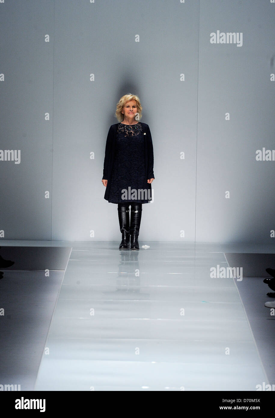 Anna molinari hi-res stock photography and images - Alamy