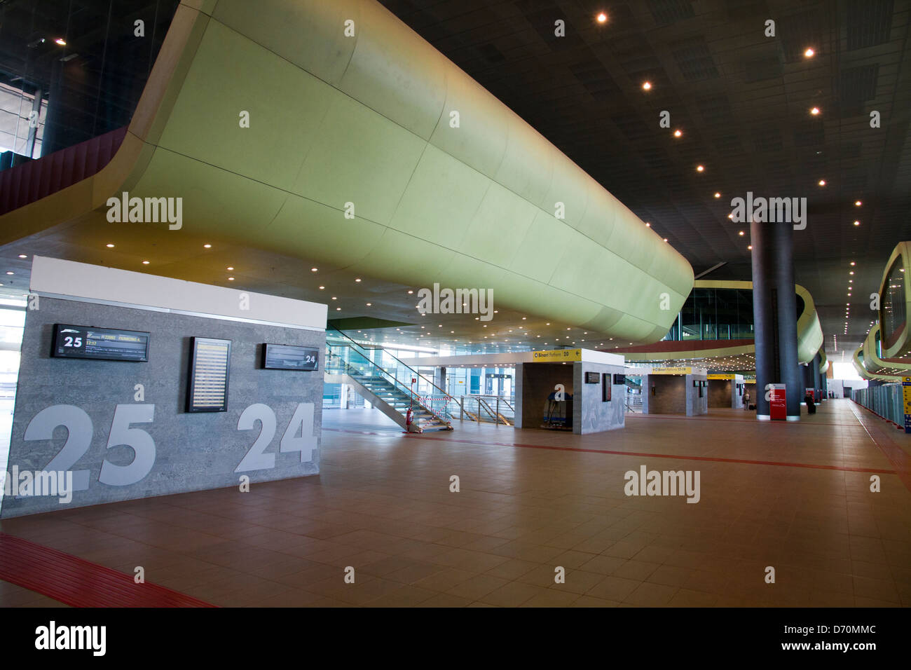 Rome Tiburtina rail station, Italy Stock Photo - Alamy