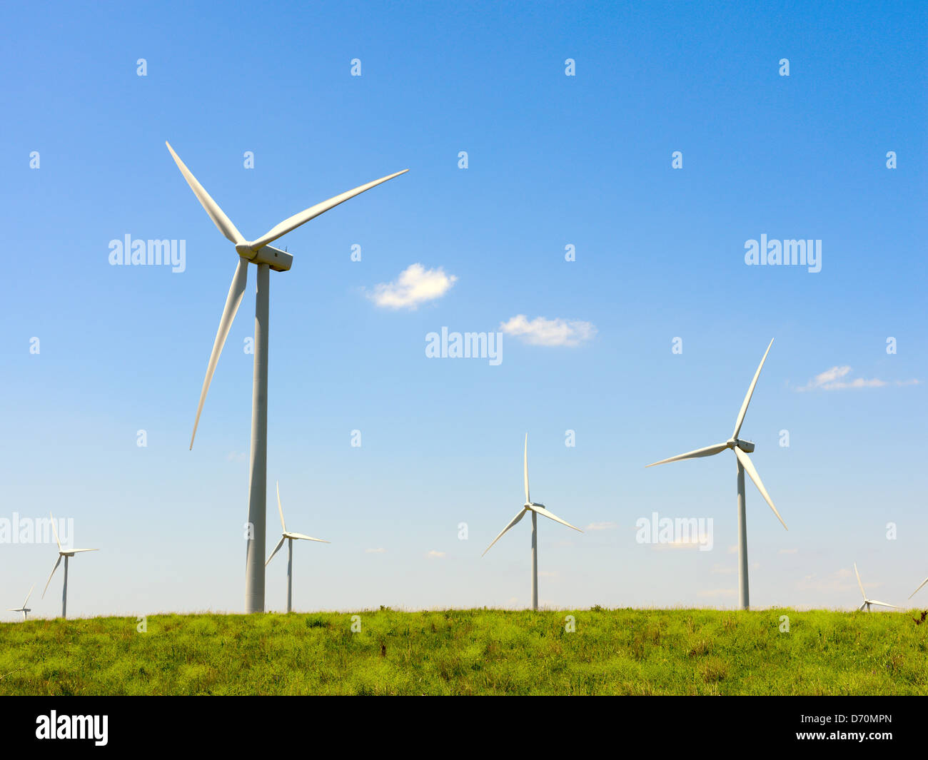 Power generators hi-res stock photography and images - Alamy