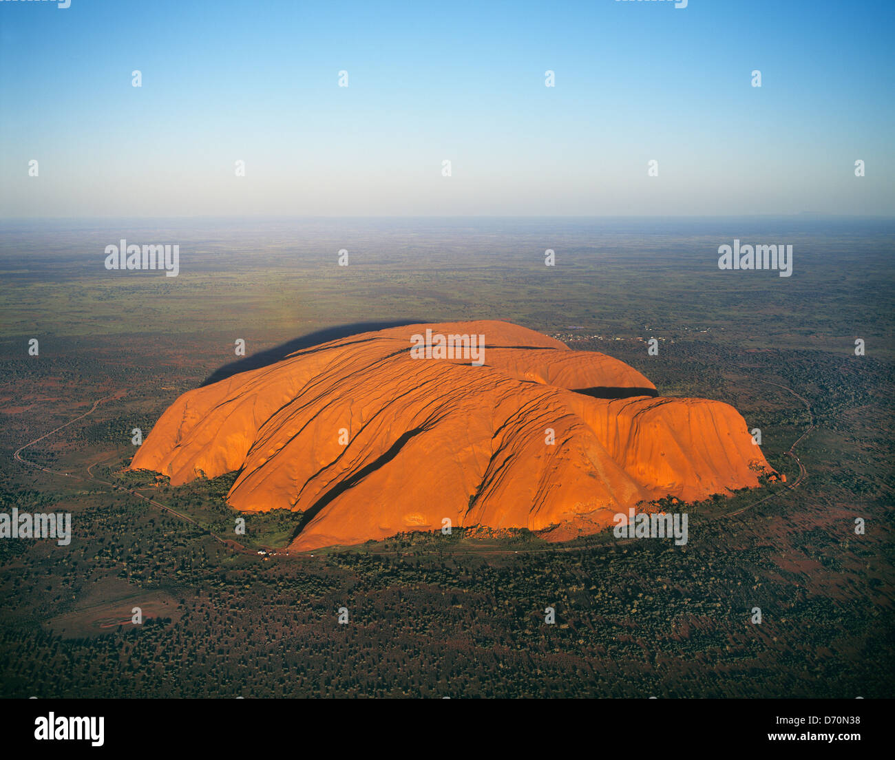 Uluru aerial hi-res stock photography and images - Alamy