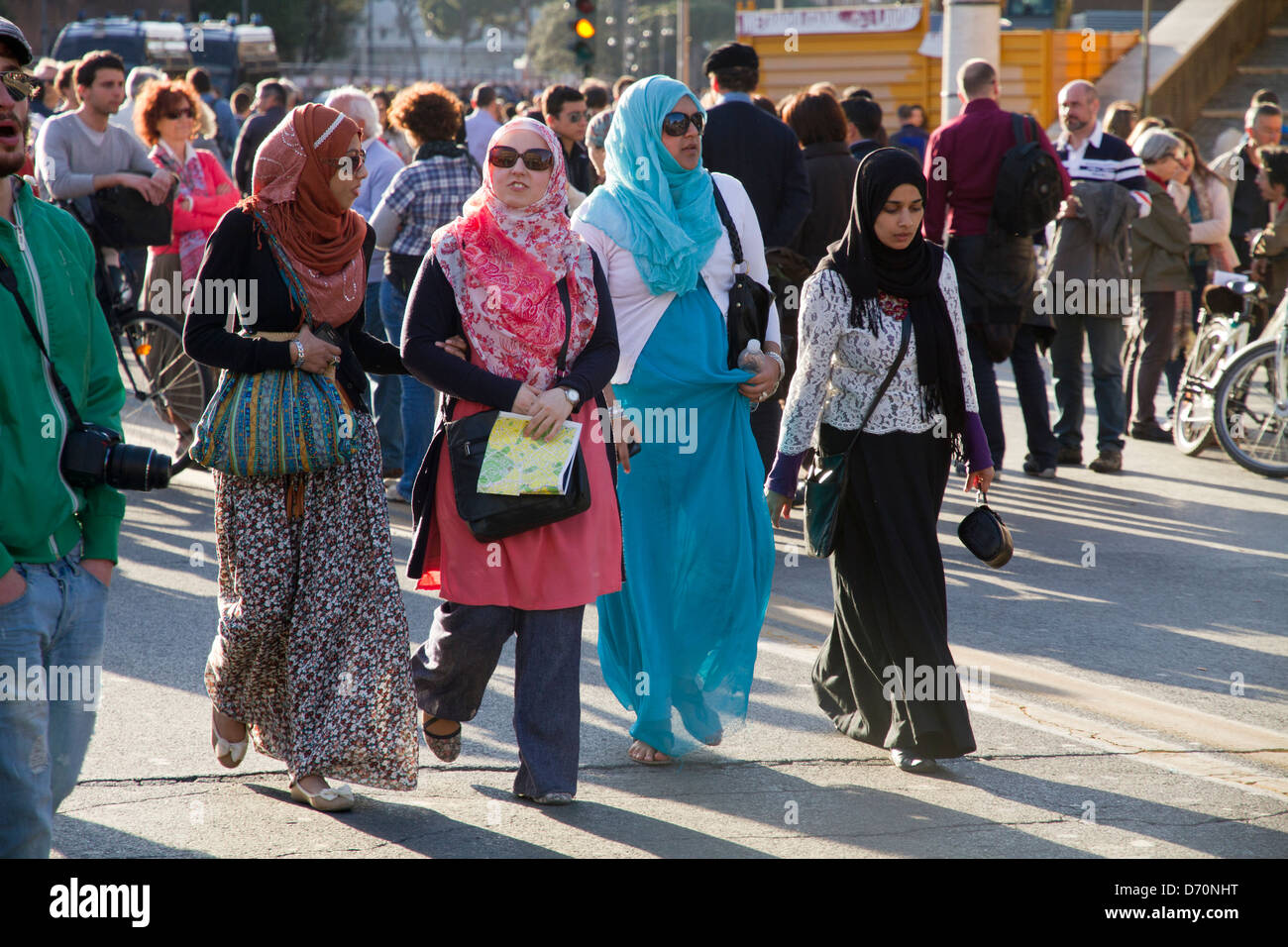 islamic women in burkhas walking in street Rome Italy Stock Photo - Alamy