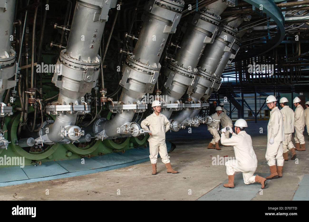 Workers at the opening of the #4 blast furnace at the Baosteel ...