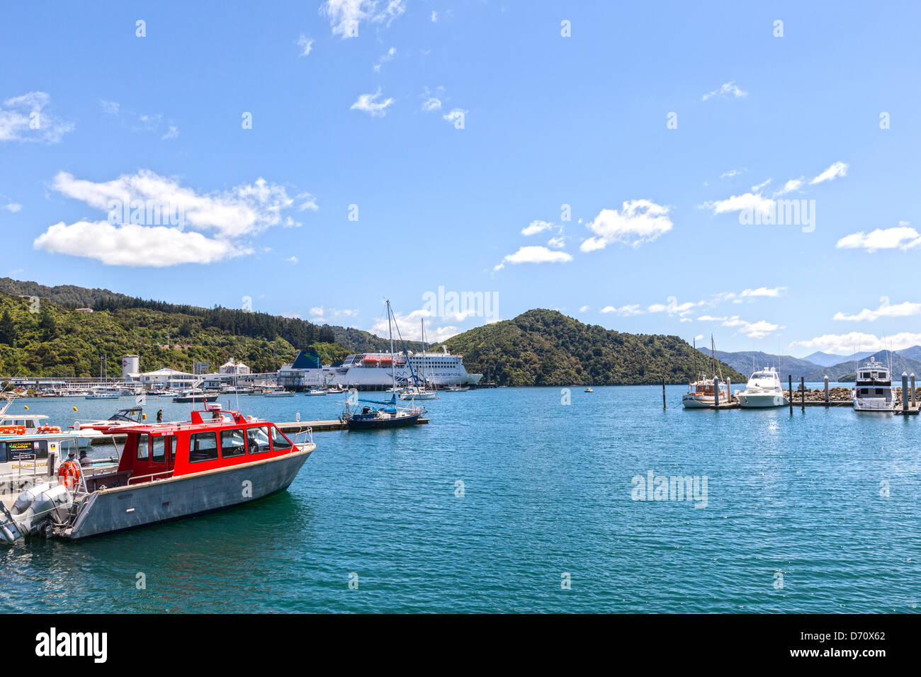 The harbour at Picton, main town of the Marlborough Sounds in New ...