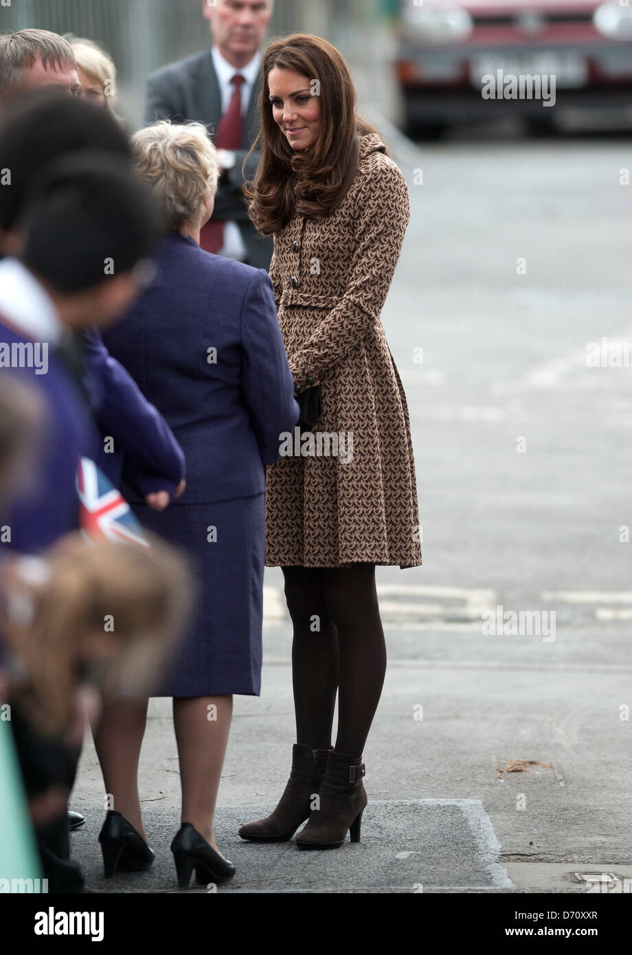 Catherine, Duchess of Cambridge aka Kate Middleton arriving at Oxford ...