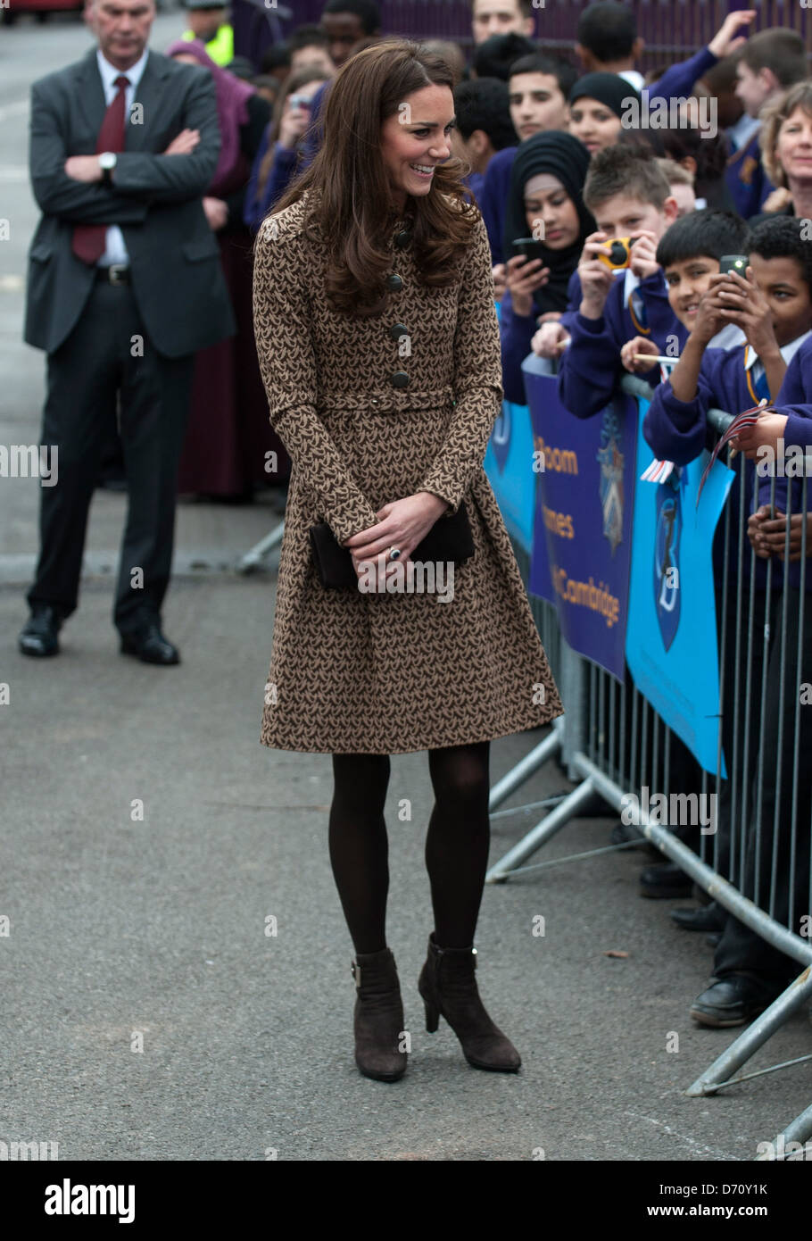 Catherine, Duchess of Cambridge aka Kate Middleton arriving at Oxford ...