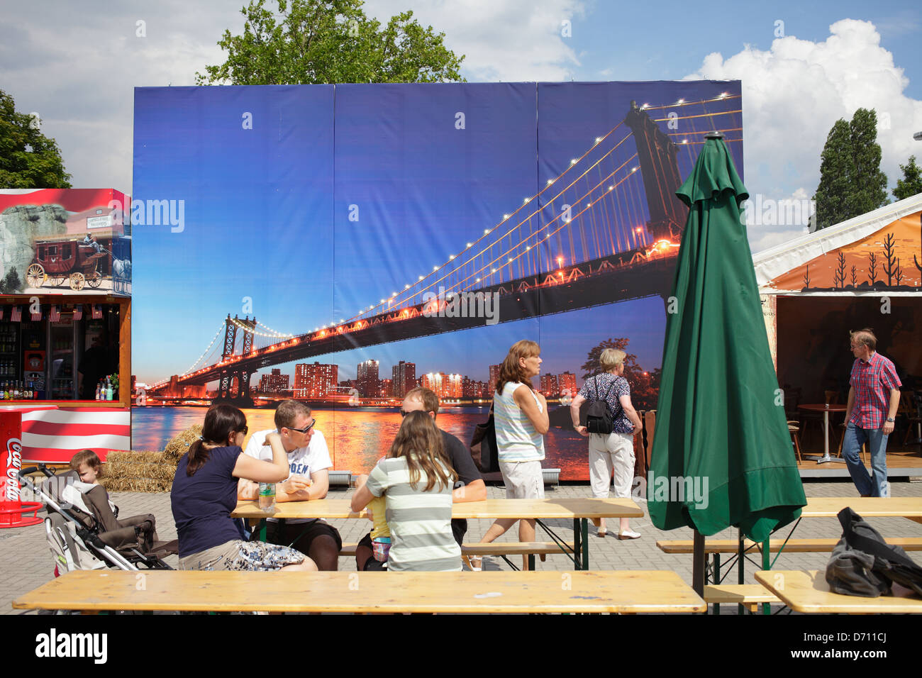 Berlin, Germany, visitors to the German-American Volksfest in Berlin in ...