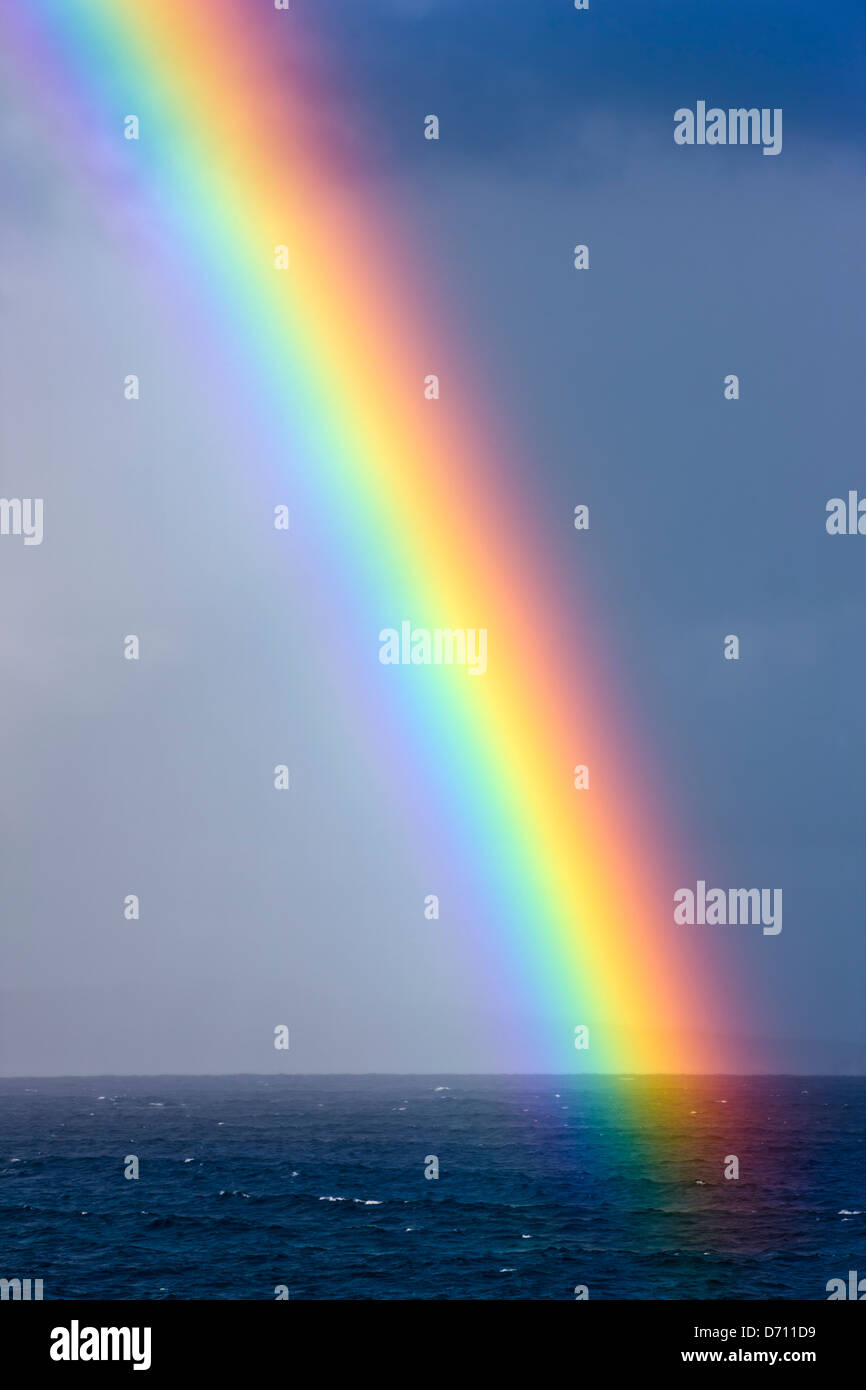Hawaii molokai rainbow hi-res stock photography and images - Alamy