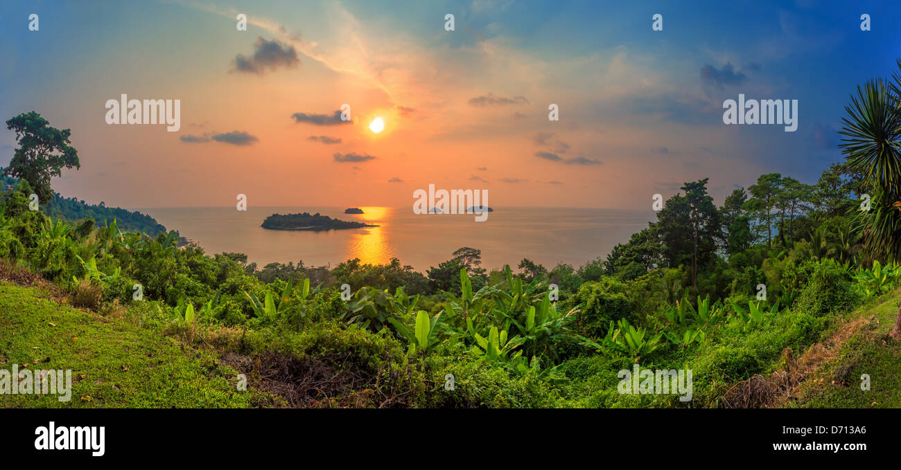 Panorama view sunset beach in hi-res stock photography and images - Alamy