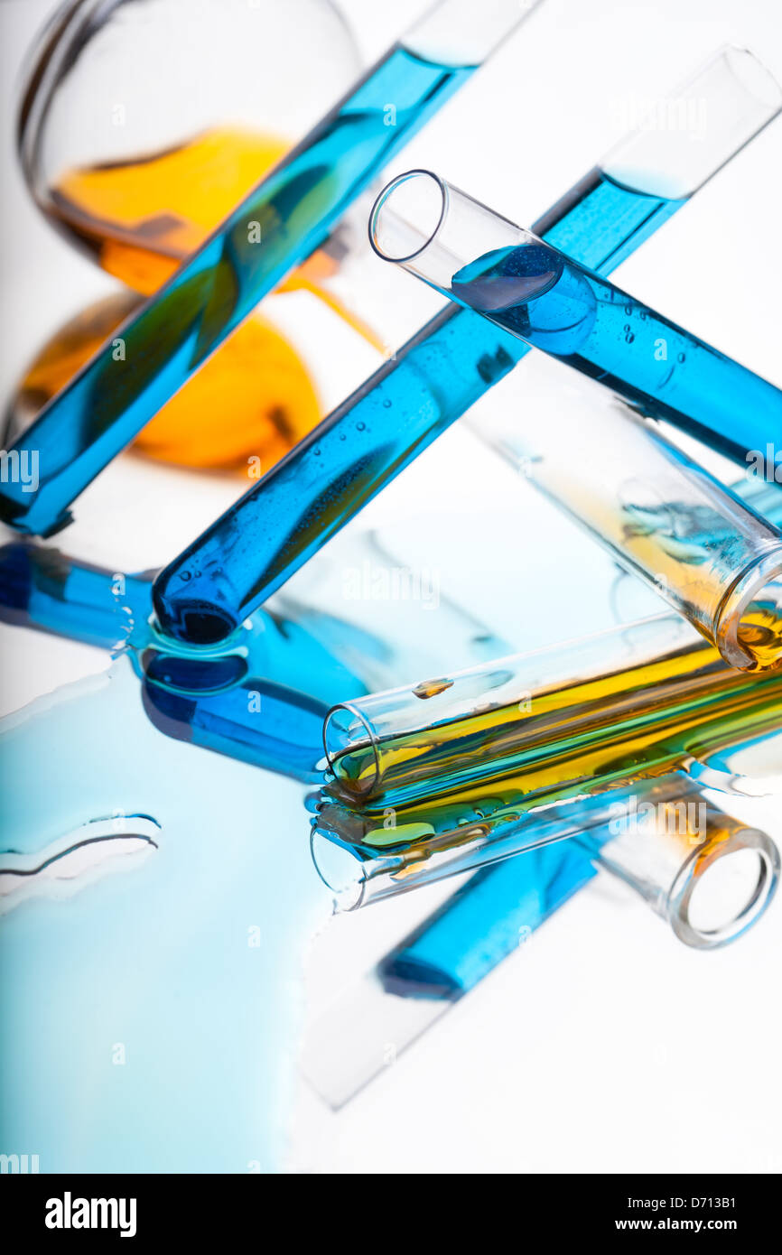Colored water test tube hi-res stock photography and images - Alamy