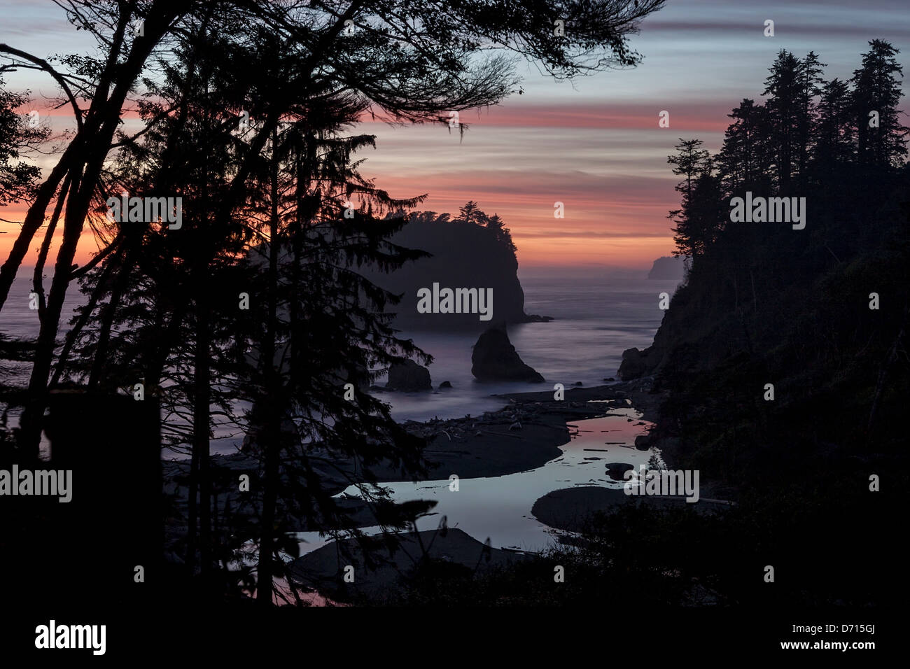USA, Washington, Olympic National Park, Sunset over Ruby Beach Stock ...