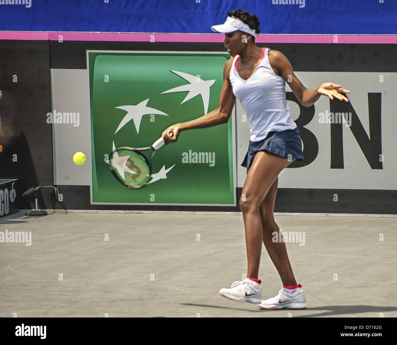 Making the final score 3 1 hi-res stock photography and images - Alamy