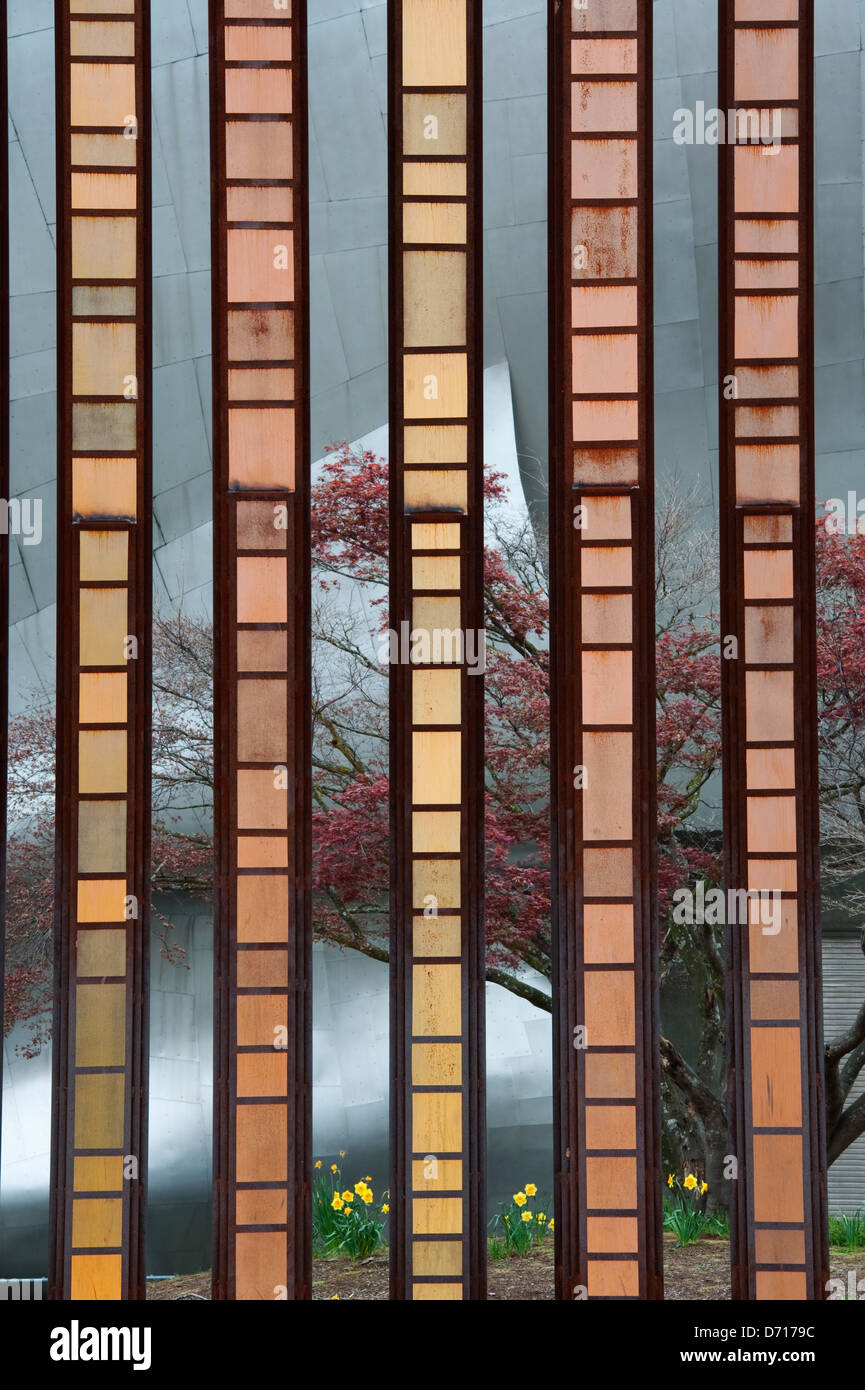 Grass blades sculpture seattle center hi-res stock photography and ...