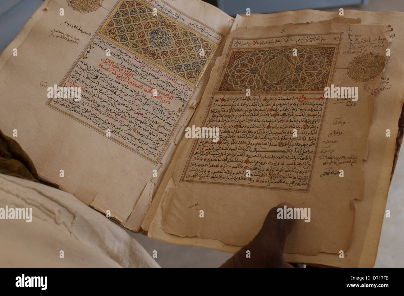 Mali, Timbuktu, City On The Edge Of The Sahara Desert, Ancient ...
