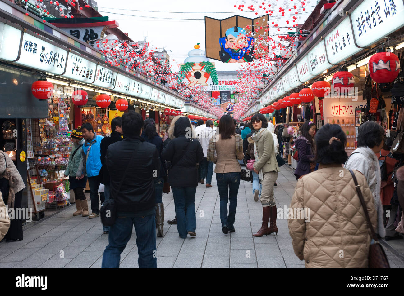 Japan, Tokyo, AsakUSA Sensoji Buddhist Temple, Food Stalls Stock Photo ...