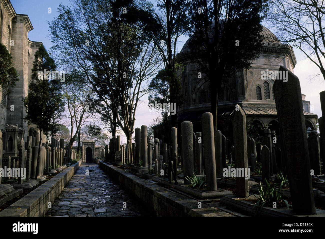 Turkey, Istanbul, Suleymaniye Mosque, Cemetery Stock Photo - Alamy