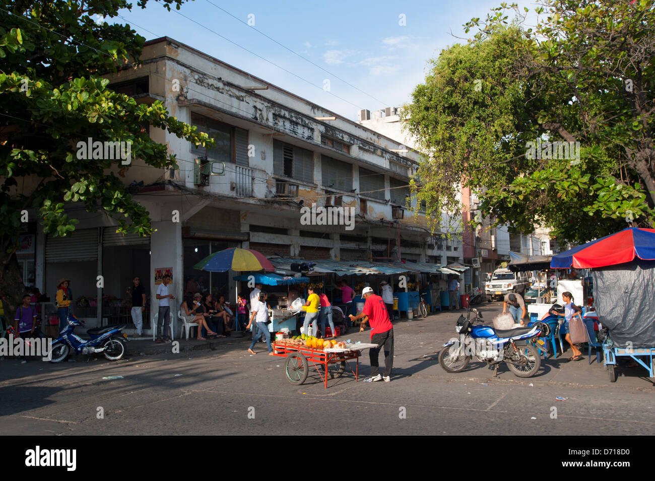 Street Scene In Santa Marta, Colombia Stock Photo - Alamy