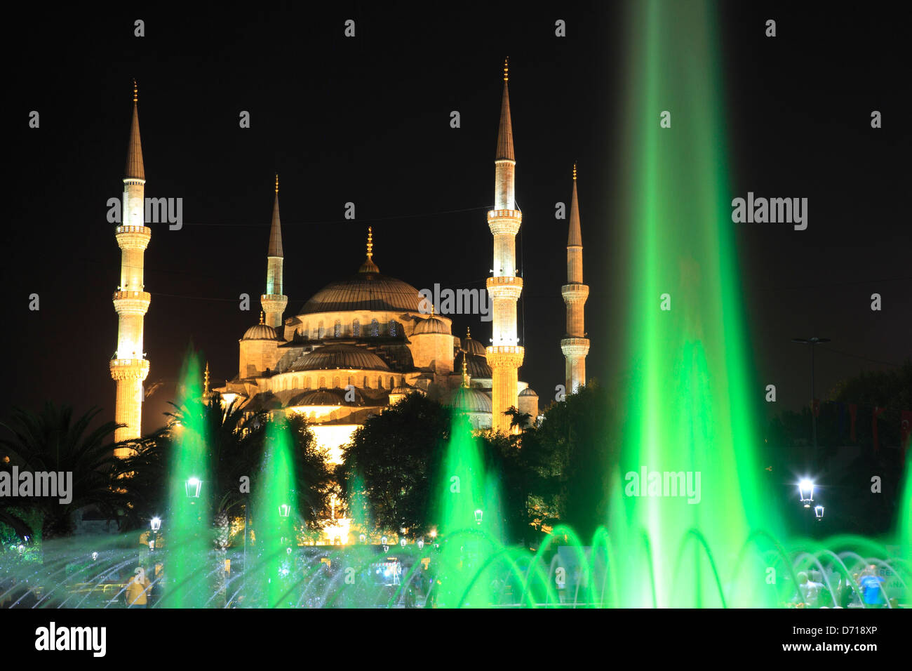 Night View of Sultan Ahmed Mosque, Istanbul, Turkey Stock Photo - Alamy
