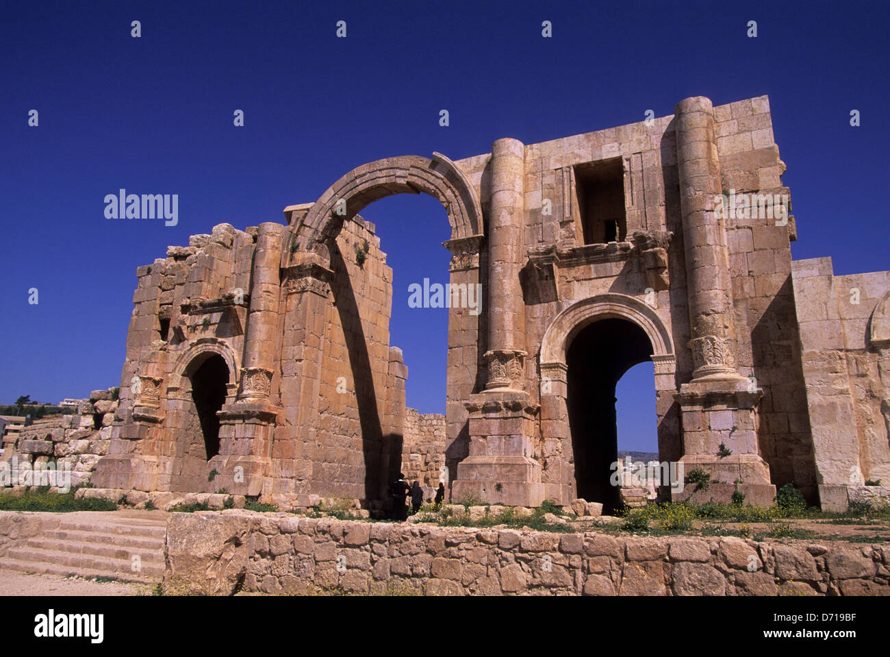 Jordan, Jerash, Ancient Roman City, Hadrian'S Triumphal Arch Stock ...