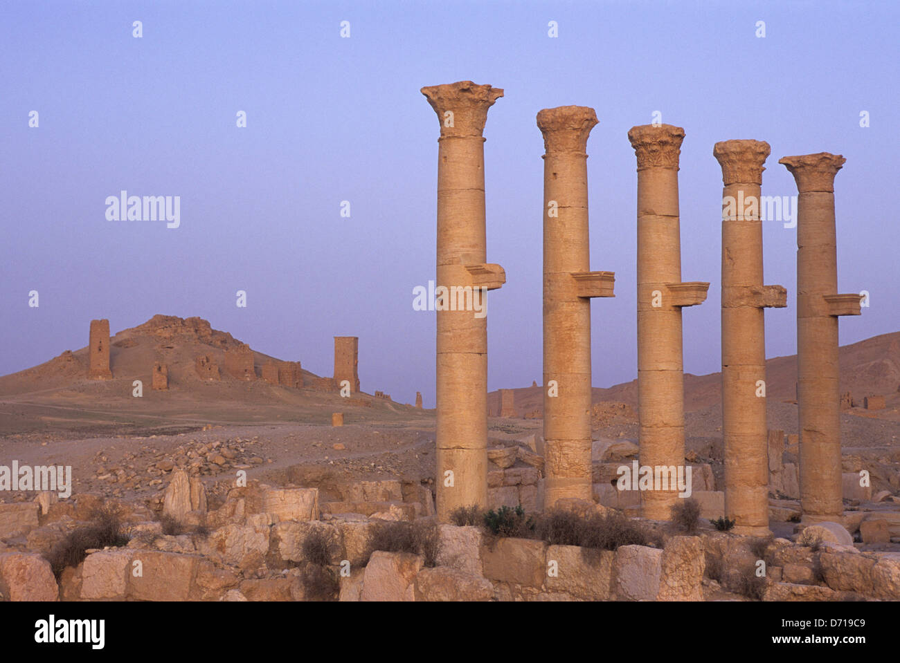 Tetrapylon in ruins palmyra syria hi-res stock photography and images ...