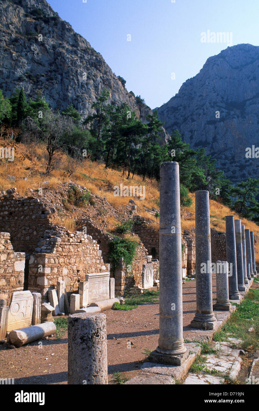 Delphi apollo hi-res stock photography and images - Alamy