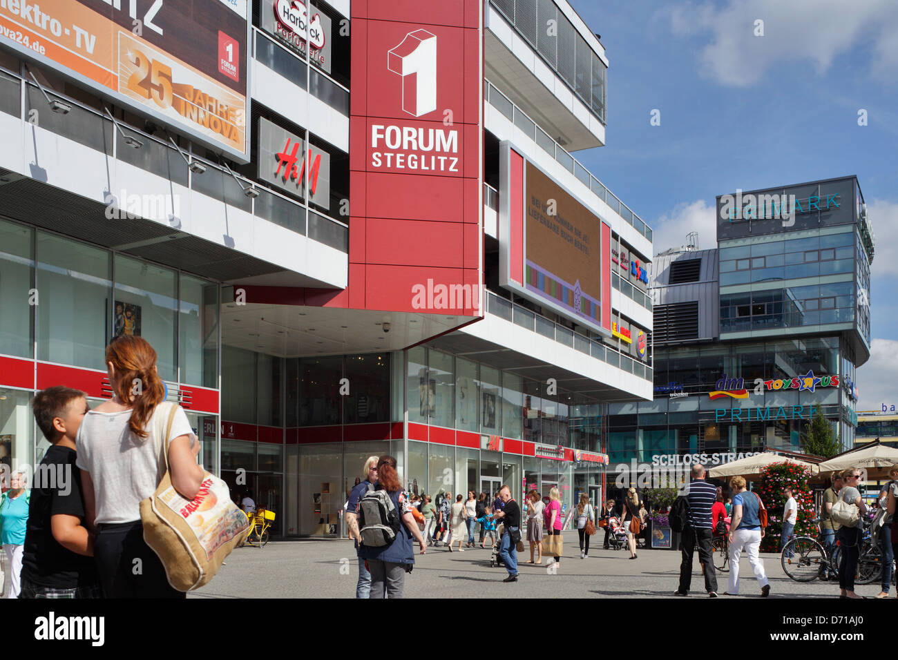 Berlin, Germany, passers-by in front of the Forum Steglitz in Castle ...