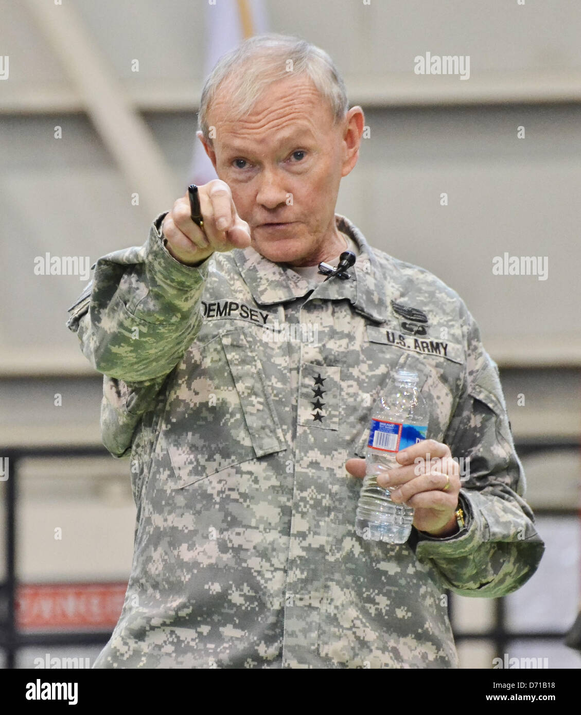 Tokyo, Japan. 25th April, 2013. Gen. Martin E. Dempsey, Yokota Air Base ...