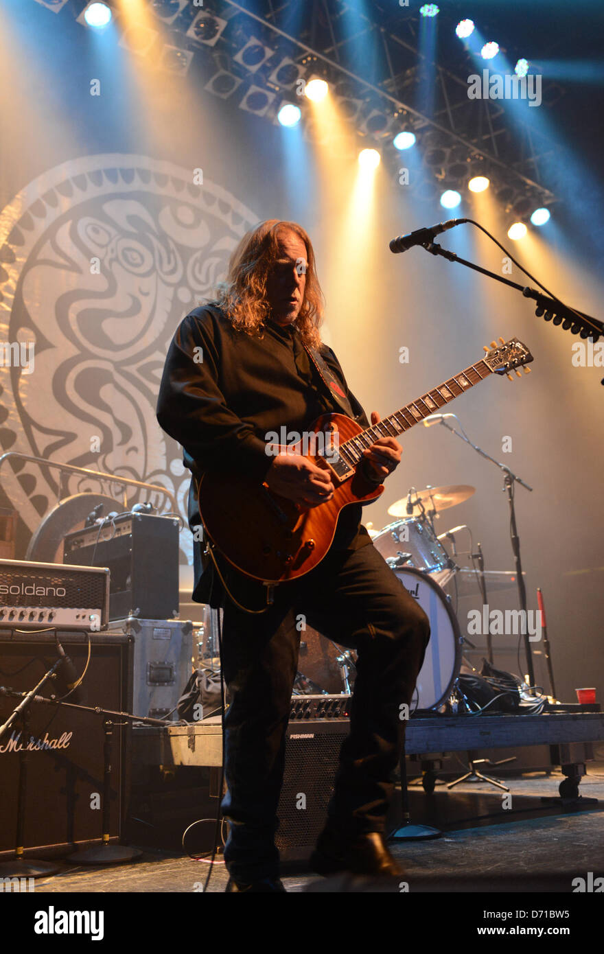 Apr 23, 2013 - Norfolk, Virginia, U.S. - Singer WARREN HAYES of 'Gov't ...